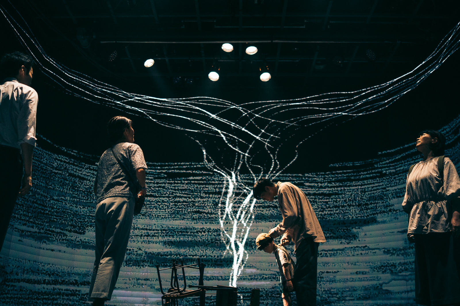 EPOCH MAN「我ら宇宙の塵」 | 北九州芸術劇場