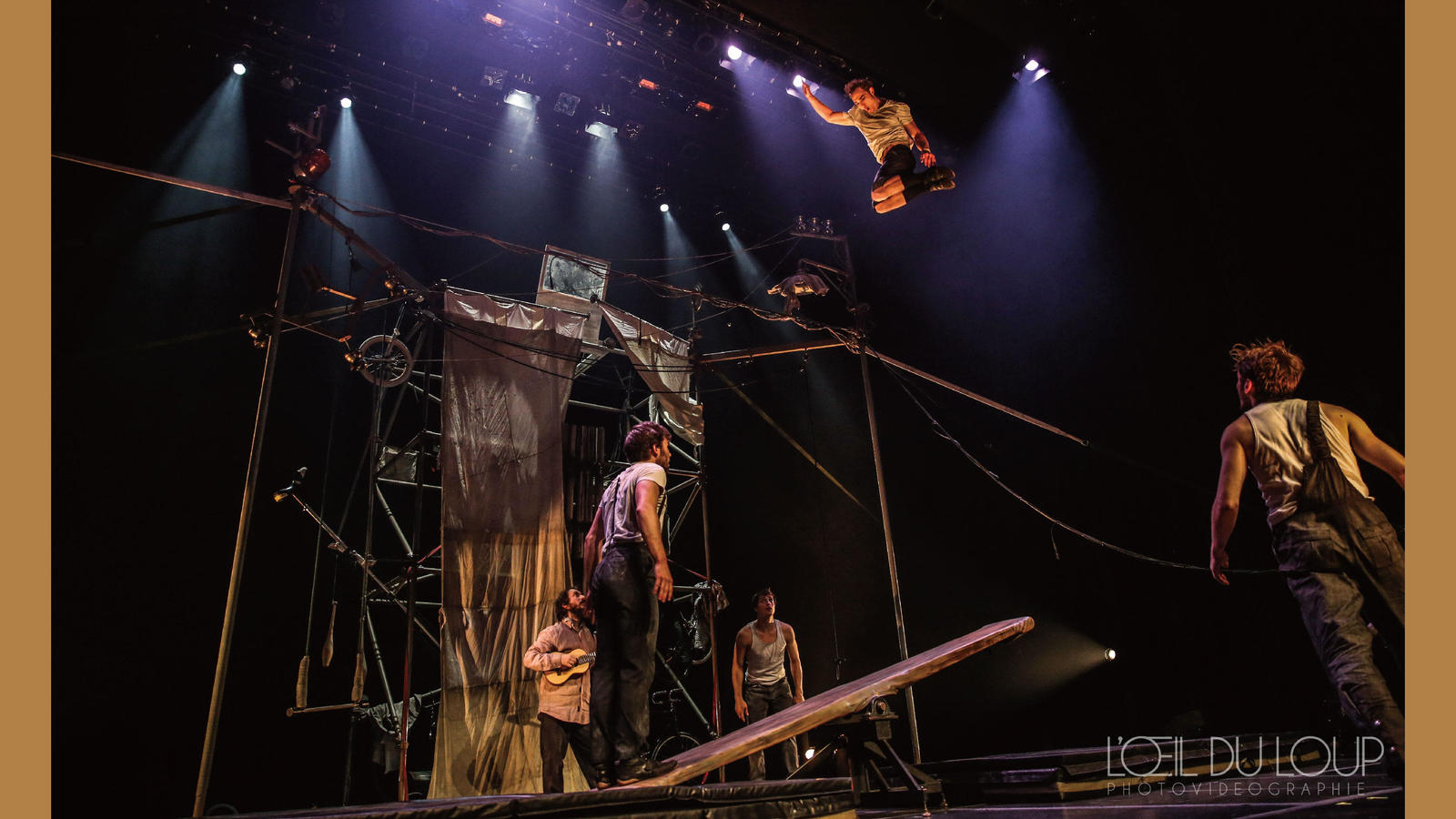 Theater Circus “Machine de Cirque” | 北九州芸術劇場